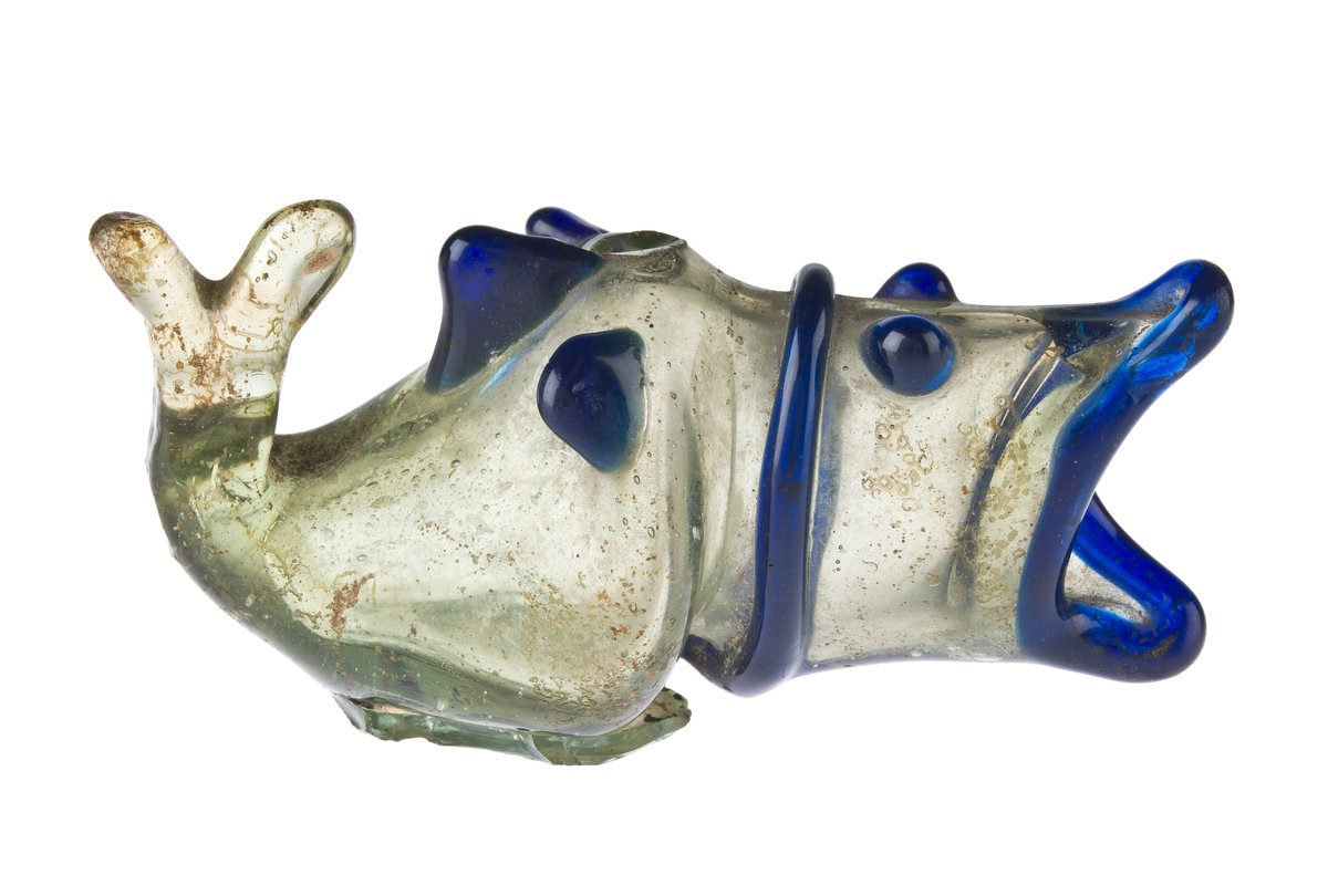Fish-Shaped Glass Flask - Qatar Museums
