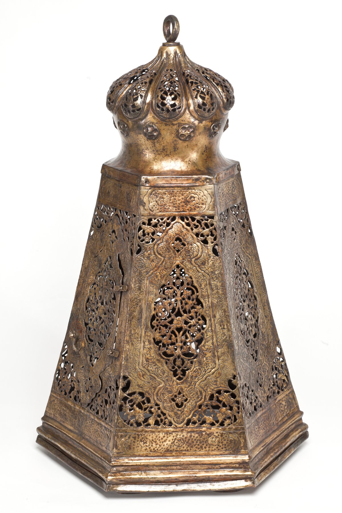 Tombak Mosque Lamp - Qatar Museums