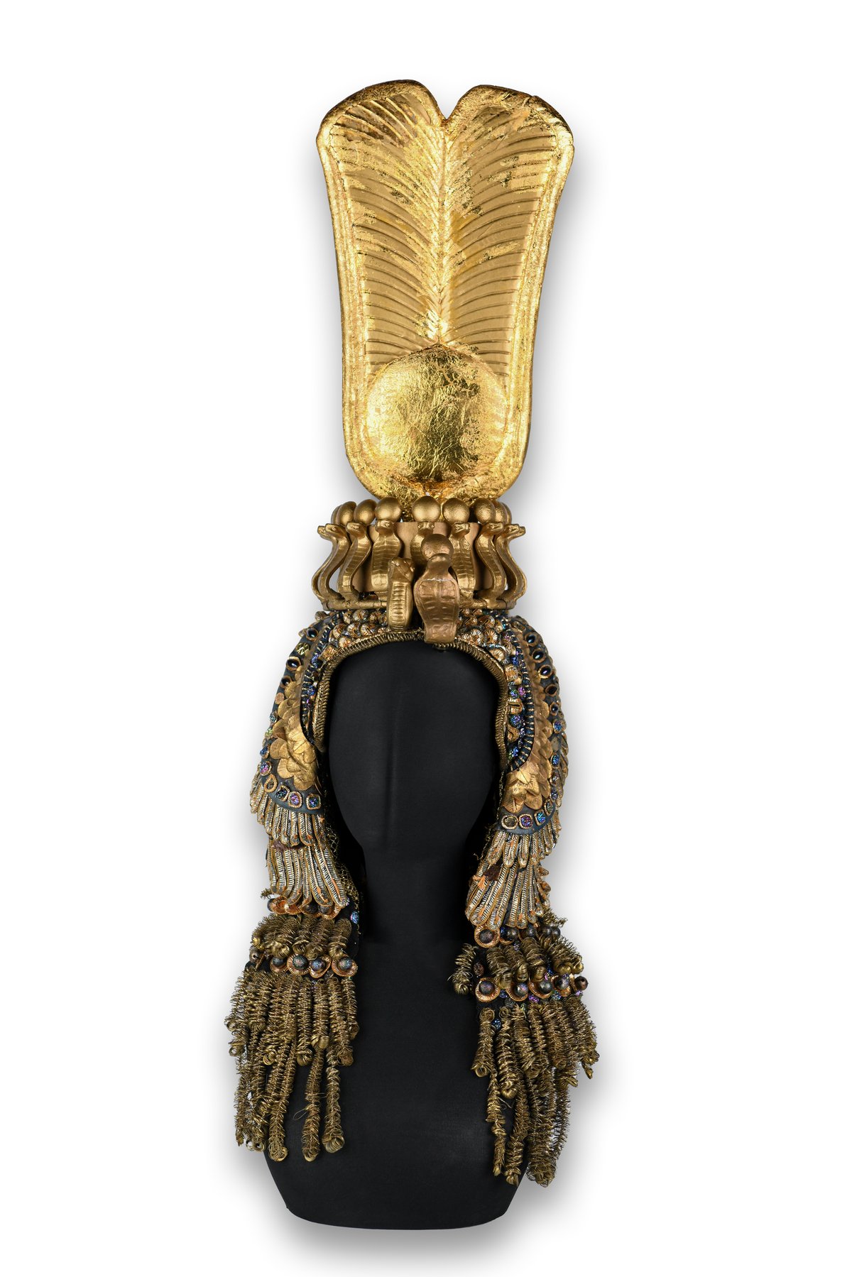 Royal ceremonial headdress from "Cleopatra," worn by Elizabeth Taylor ...