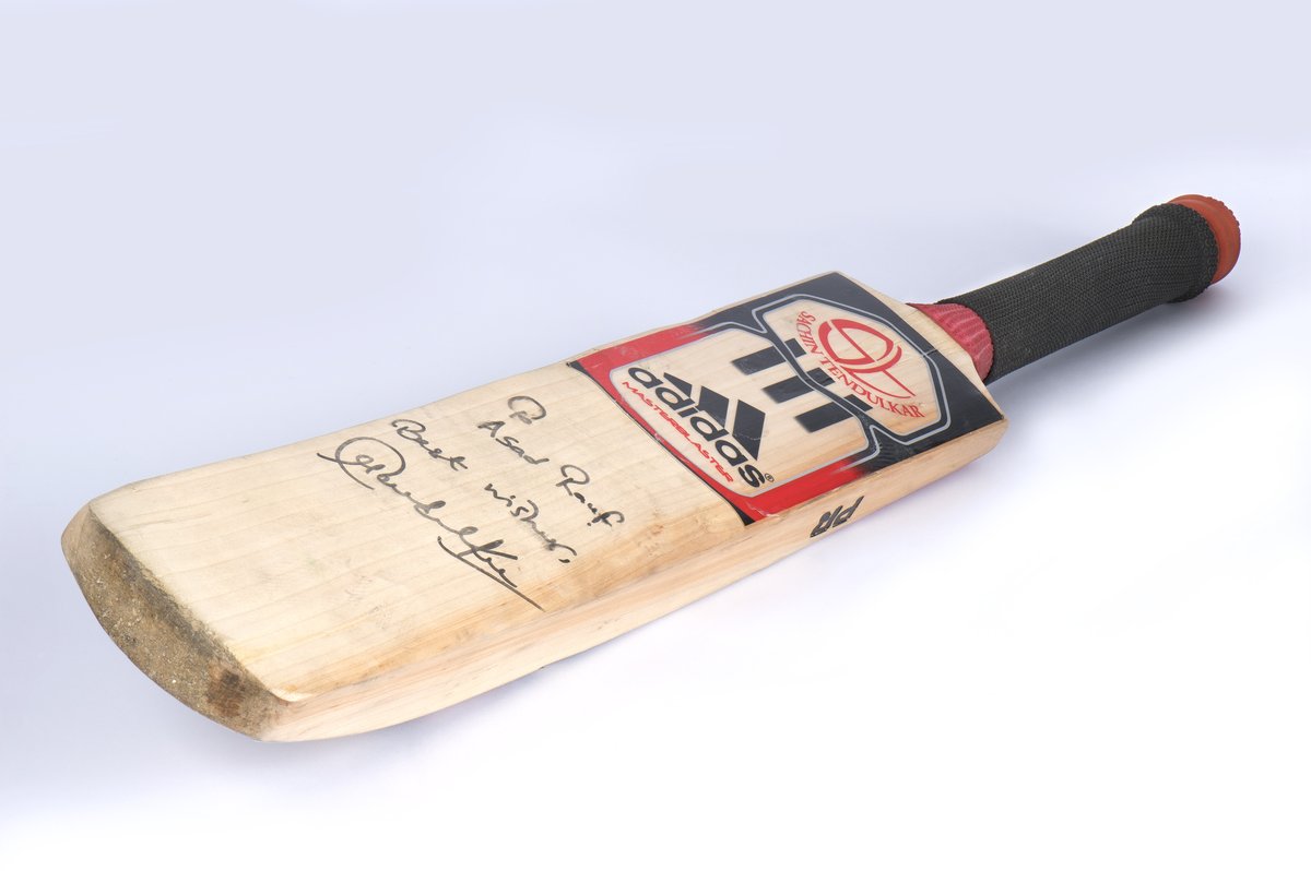 Sachin Tendulkar’s Cricket Bat - Qatar Museums